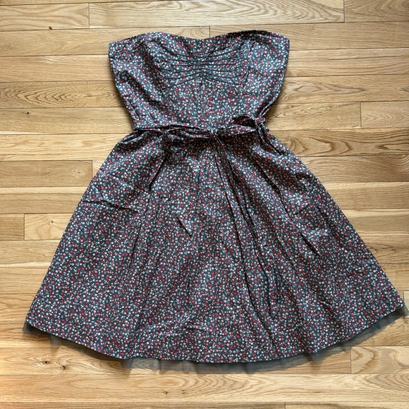 American Eagle Outfitters Dresses American Eagle Outfitters Ditsy
